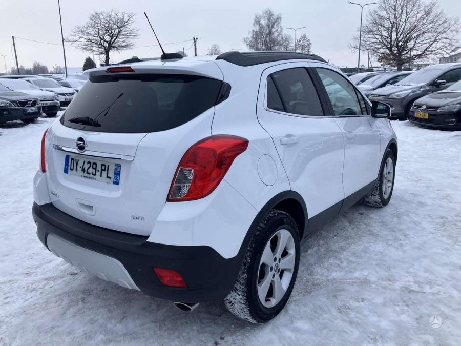 Balts Opel Mokka 2015 Tauragė, ar dzinēja tilpumu 1.60 L un nobraukumu 169 tūkst. km par 5700 €, foto 6 vietnē AUTOMOTO.COM.LV