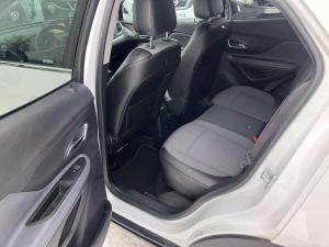 Balts Opel Mokka 2015 Tauragė, ar dzinēja tilpumu 1.60 L un nobraukumu 169 tūkst. km par 5700 €, foto 19 vietnē AUTOMOTO.COM.LV