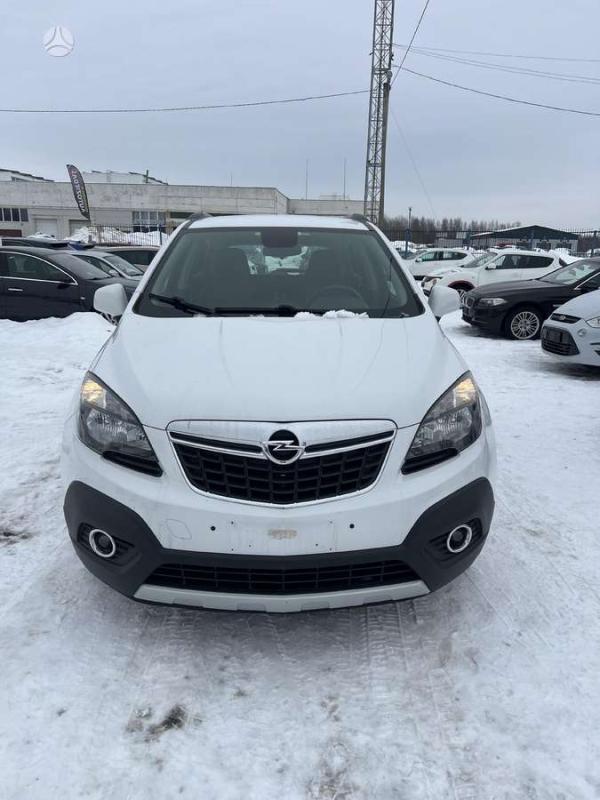 Balts Opel Mokka 2015 Panevēža, ar dzinēja tilpumu 1.60 L un nobraukumu 262 tūkst. km par 5300 €, foto 2 vietnē AUTOMOTO.COM.LV
