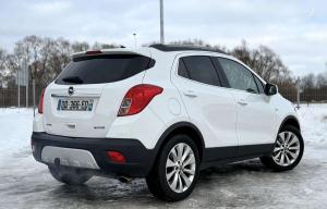 White Opel Mokka 2015 in Taurage, with an engine capacity of 1.60 L and mileage of 248 thousand km for 5900 €, photo 12 on AUTOMOTO.COM.LV
