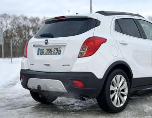 White Opel Mokka 2015 in Taurage, with an engine capacity of 1.60 L and mileage of 248 thousand km for 5900 €, photo 17 on AUTOMOTO.COM.LV