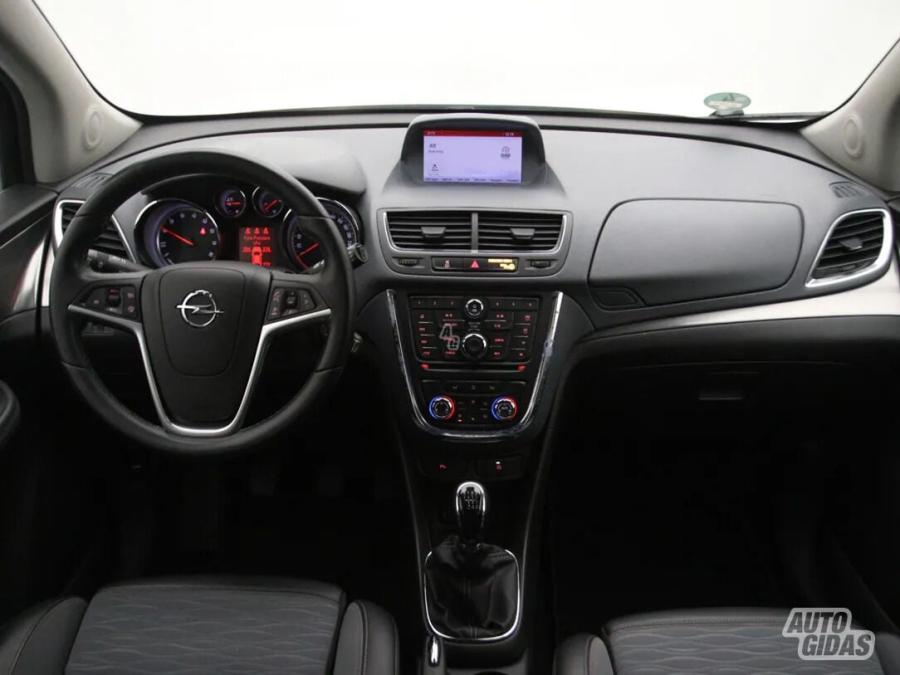 Белый Опель Mokka 2015 в Вильнюс, объемом двигателя 1.40 л и пробегом 110 тыс. км за 9399 €, фото 3 на AUTOMOTO.COM.LV
