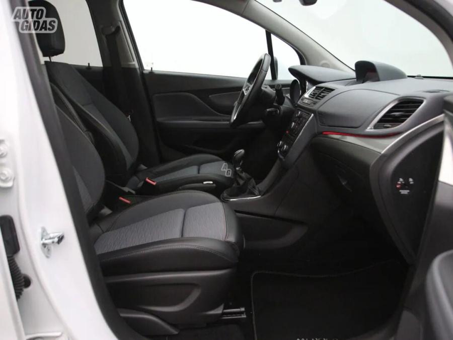 Белый Опель Mokka 2015 в Вильнюс, объемом двигателя 1.40 л и пробегом 110 тыс. км за 9399 €, фото 15 на AUTOMOTO.COM.LV