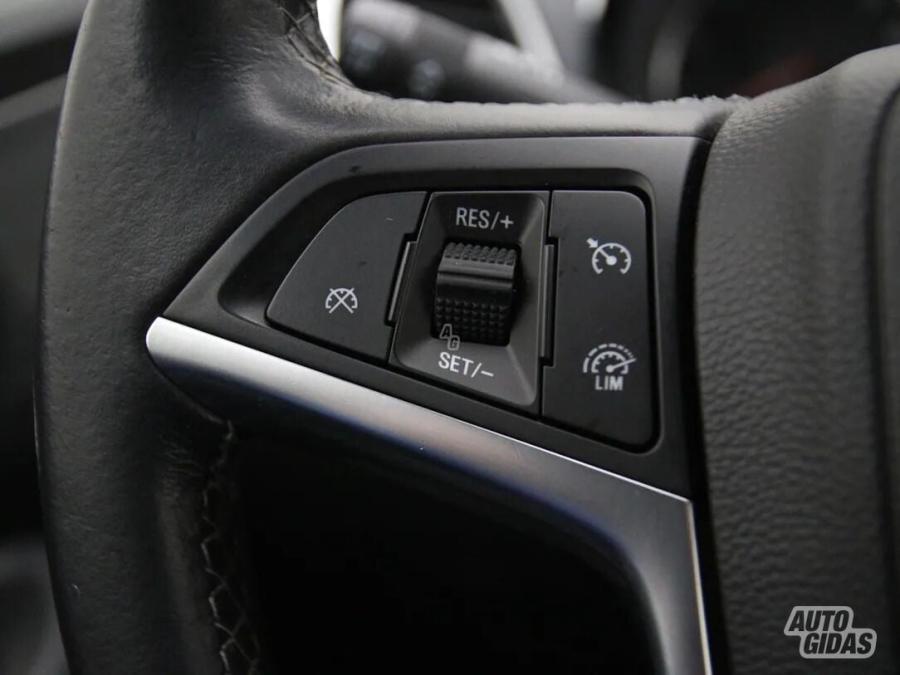 Белый Опель Mokka 2015 в Вильнюс, объемом двигателя 1.40 л и пробегом 110 тыс. км за 9399 €, фото 32 на AUTOMOTO.COM.LV