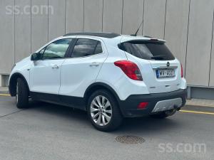 White Opel Mokka 2015 in Riga, with an engine capacity of 1.70 L and mileage of 207 thousand km for 5650 €, photo 5 on AUTOMOTO.COM.LV