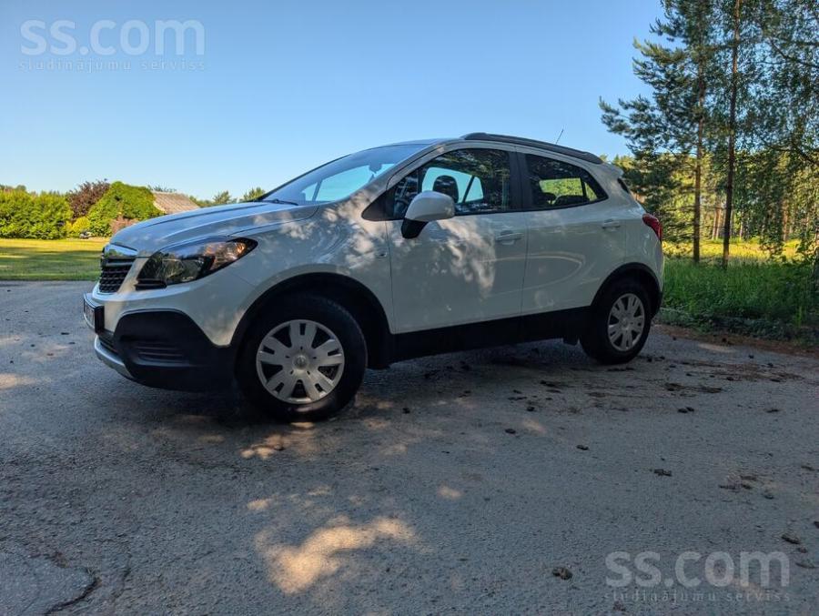 White Opel Mokka 2015 in Riga, with an engine capacity of 1.60 L and mileage of 99 thousand km for 7200 €, photo 5 on AUTOMOTO.COM.LV