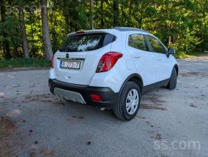 White Opel Mokka 2015 in Riga, with an engine capacity of 1.60 L and mileage of 99 thousand km for 7200 €, photo 7 on AUTOMOTO.COM.LV
