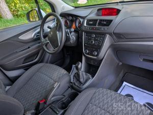 White Opel Mokka 2015 in Riga, with an engine capacity of 1.60 L and mileage of 99 thousand km for 7200 €, photo 15 on AUTOMOTO.COM.LV