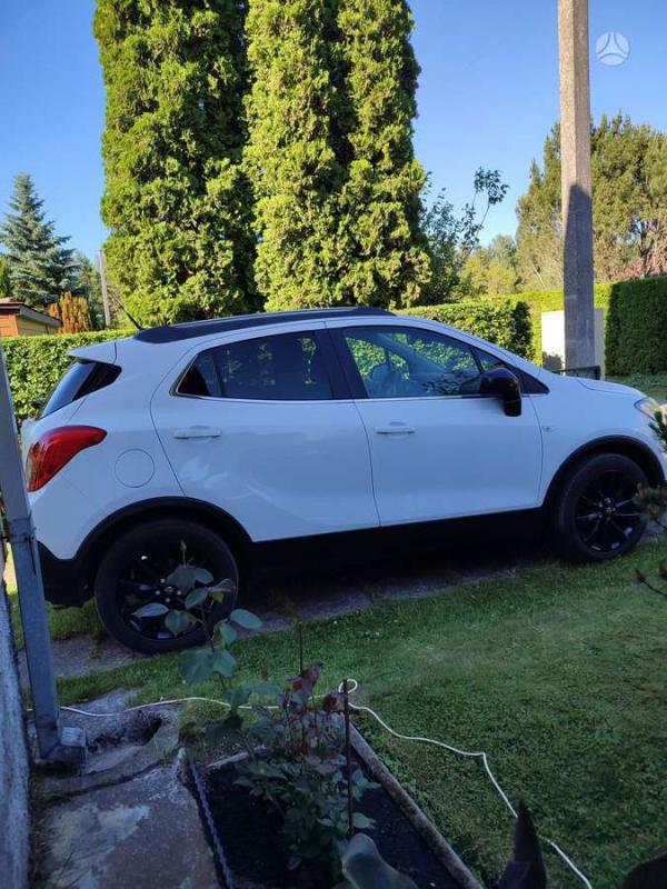 Balts Opel Mokka 2015 Šauļi, ar dzinēja tilpumu 1.60 L un nobraukumu 193 tūkst. km par 6300 €, foto 1 vietnē AUTOMOTO.COM.LV