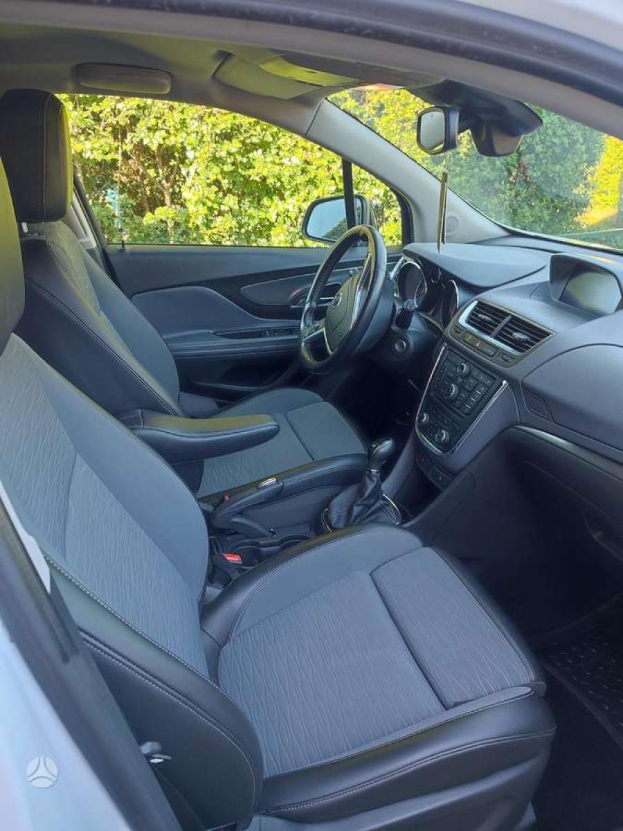 Balts Opel Mokka 2015 Šauļi, ar dzinēja tilpumu 1.60 L un nobraukumu 193 tūkst. km par 6300 €, foto 13 vietnē AUTOMOTO.COM.LV