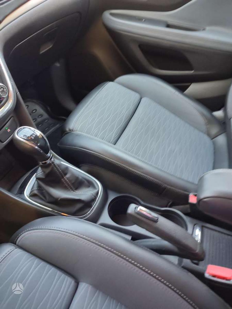 Balts Opel Mokka 2015 Šauļi, ar dzinēja tilpumu 1.60 L un nobraukumu 193 tūkst. km par 6300 €, foto 17 vietnē AUTOMOTO.COM.LV