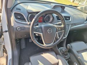 White Opel Mokka 2015 in Klaipeda, with an engine capacity of 1.60 L and mileage of 225 thousand km for 6750 €, photo 12 on AUTOMOTO.COM.LV