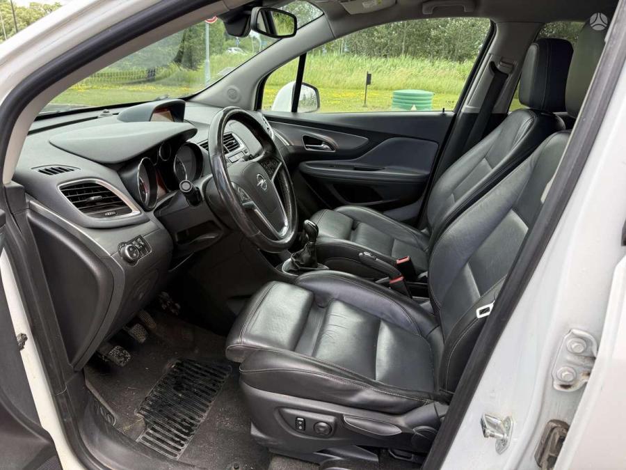 Белый Опель Mokka 2015 в Таураге, объемом двигателя 1.60 л и пробегом 162 тыс. км за 6500 €, фото 13 на AUTOMOTO.COM.LV