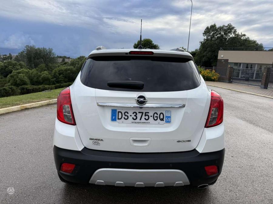 Balts Opel Mokka 2015 Tauragė, ar dzinēja tilpumu 1.60 L un nobraukumu 162 tūkst. km par 6500 €, foto 7 vietnē AUTOMOTO.COM.LV