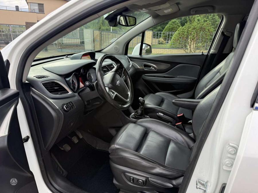 Balts Opel Mokka 2015 Tauragė, ar dzinēja tilpumu 1.60 L un nobraukumu 162 tūkst. km par 6500 €, foto 15 vietnē AUTOMOTO.COM.LV