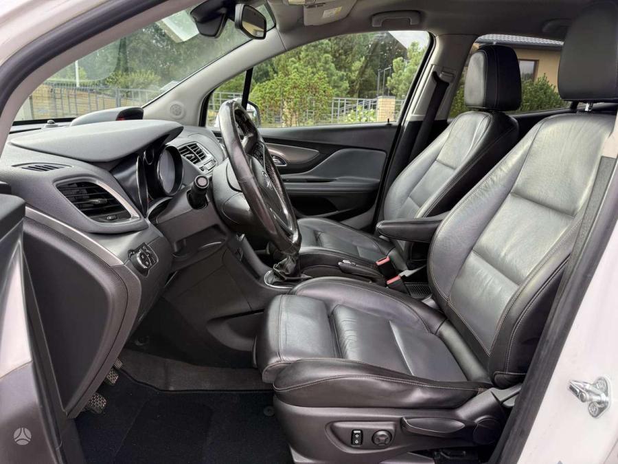 Balts Opel Mokka 2015 Tauragė, ar dzinēja tilpumu 1.60 L un nobraukumu 162 tūkst. km par 6500 €, foto 16 vietnē AUTOMOTO.COM.LV
