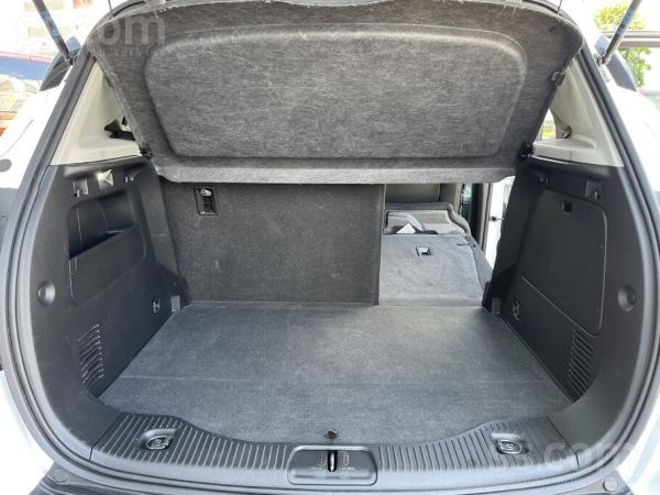 White Opel Mokka 2015 in Talsi, with an engine capacity of 1.70 L and mileage of 206 thousand km for 6990 €, photo 5 on AUTOMOTO.COM.LV