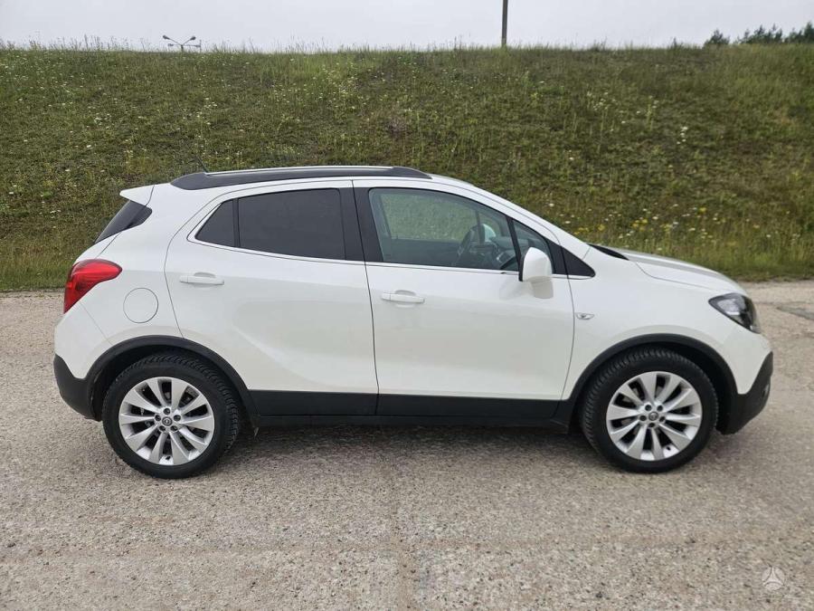 Balts Opel Mokka 2015 Viļņa, ar dzinēja tilpumu 1.69 L un nobraukumu 217 tūkst. km par 7200 €, foto 5 vietnē AUTOMOTO.COM.LV