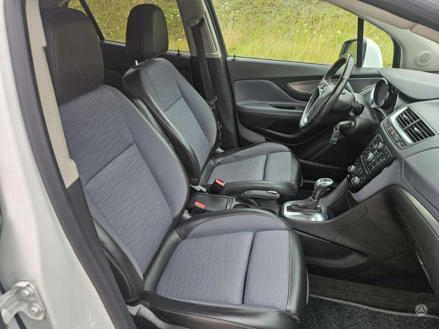 Balts Opel Mokka 2015 Viļņa, ar dzinēja tilpumu 1.69 L un nobraukumu 217 tūkst. km par 7200 €, foto 9 vietnē AUTOMOTO.COM.LV