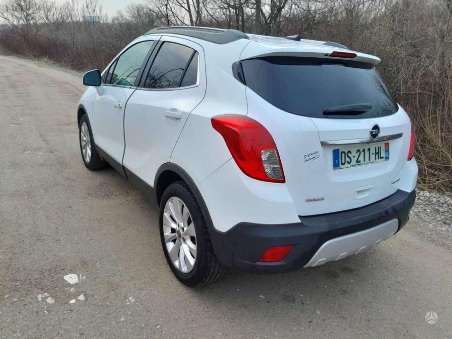 Balts Opel Mokka 2015 Kauņa, ar dzinēja tilpumu 1.60 L un nobraukumu 129 tūkst. km par 6600 €, foto 4 vietnē AUTOMOTO.COM.LV