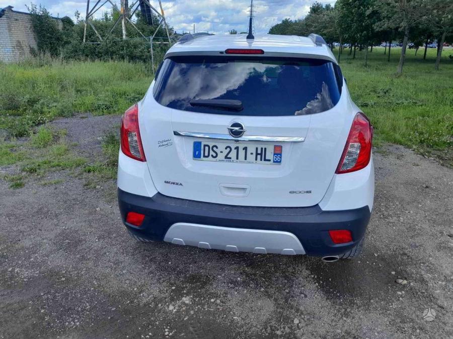 Balts Opel Mokka 2015 Kauņa, ar dzinēja tilpumu 1.60 L un nobraukumu 129 tūkst. km par 6600 €, foto 5 vietnē AUTOMOTO.COM.LV