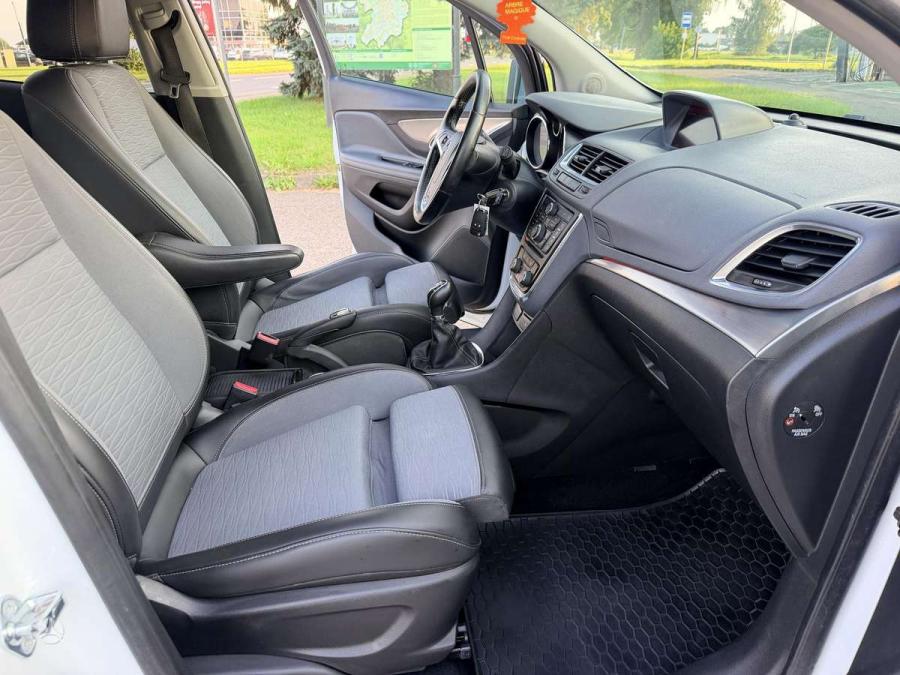 Balts Opel Mokka 2015 Tauragė, ar dzinēja tilpumu 1.36 L un nobraukumu 140 tūkst. km par 6699 €, foto 29 vietnē AUTOMOTO.COM.LV