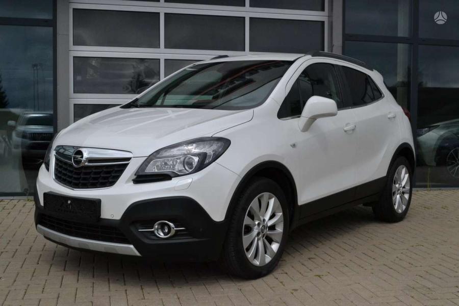 White Opel Mokka 2015 in Vilnius, with an engine capacity of 1.60 L and mileage of 206 thousand km for 8000 €, photo 3 on AUTOMOTO.COM.LV