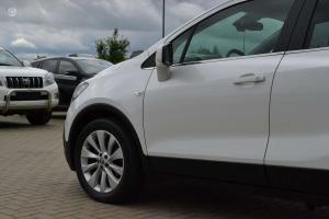 White Opel Mokka 2015 in Vilnius, with an engine capacity of 1.60 L and mileage of 206 thousand km for 8000 €, photo 7 on AUTOMOTO.COM.LV