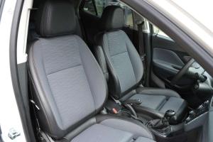 White Opel Mokka 2015 in Vilnius, with an engine capacity of 1.60 L and mileage of 206 thousand km for 8000 €, photo 27 on AUTOMOTO.COM.LV