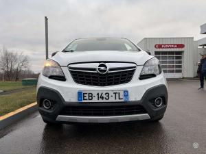 Balts Opel Mokka 2016 Tauragė, ar dzinēja tilpumu 1.60 L un nobraukumu 215 tūkst. km par 6900 €, foto  vietnē AUTOMOTO.COM.LV