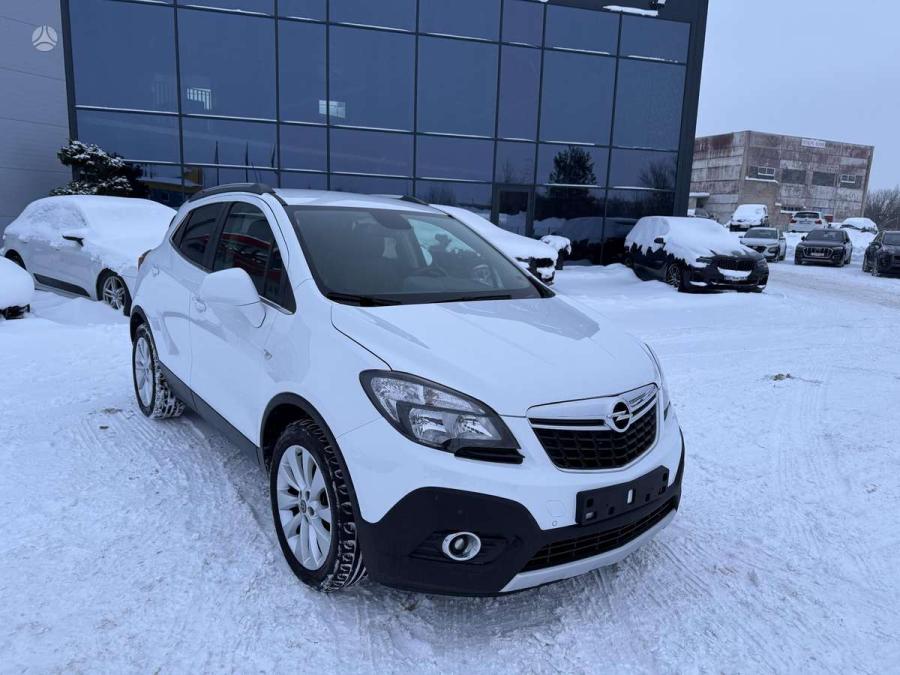 White Opel Mokka 2016 in Telschi, with an engine capacity of 1.69 L and mileage of 173 thousand km for 6500 €, photo 9 on AUTOMOTO.COM.LV