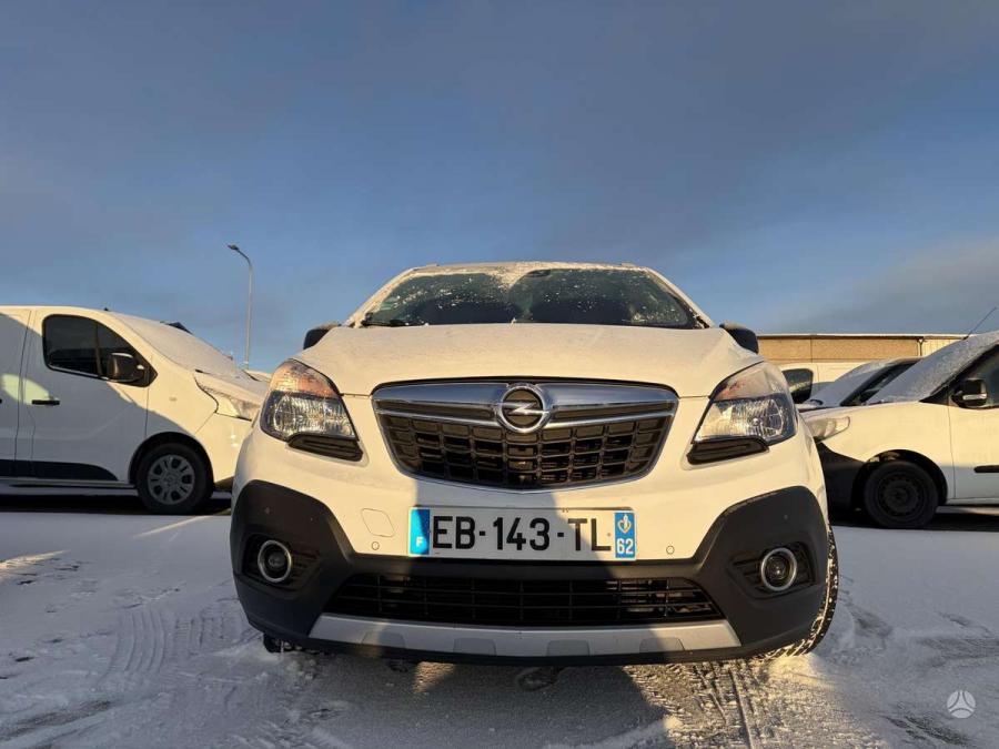 Balts Opel Mokka 2016 Tauragė, ar dzinēja tilpumu 1.60 L un nobraukumu 215 tūkst. km par 6900 €, foto 2 vietnē AUTOMOTO.COM.LV