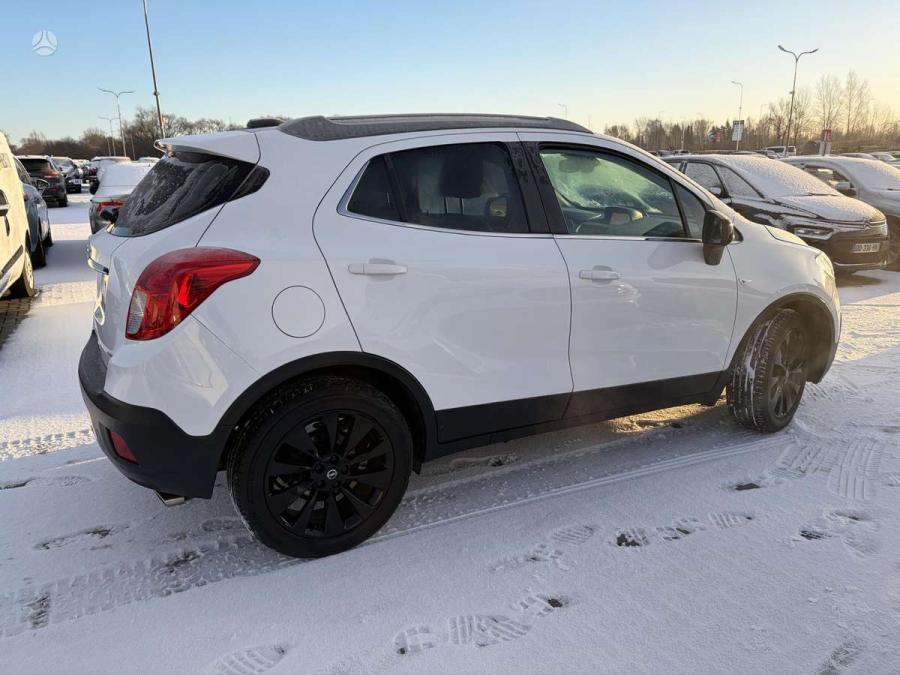 Balts Opel Mokka 2016 Tauragė, ar dzinēja tilpumu 1.60 L un nobraukumu 215 tūkst. km par 6900 €, foto 4 vietnē AUTOMOTO.COM.LV
