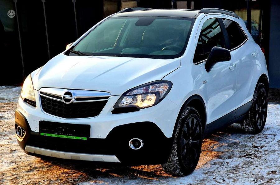 White Opel Mokka 2016 in Kretinga, with an engine capacity of 1.60 L and mileage of 178 thousand km for 7799 €, photo 3 on AUTOMOTO.COM.LV