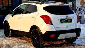 White Opel Mokka 2016 in Kretinga, with an engine capacity of 1.60 L and mileage of 178 thousand km for 7799 €, photo 9 on AUTOMOTO.COM.LV