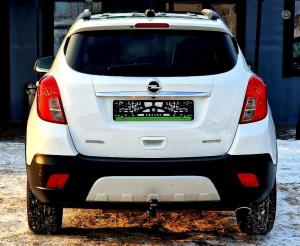 White Opel Mokka 2016 in Kretinga, with an engine capacity of 1.60 L and mileage of 178 thousand km for 7799 €, photo 10 on AUTOMOTO.COM.LV