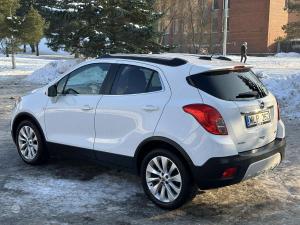 White Opel Mokka 2016 in Klaipeda, with an engine capacity of 1.60 L and mileage of 203 thousand km for 7500 €, photo 6 on AUTOMOTO.COM.LV