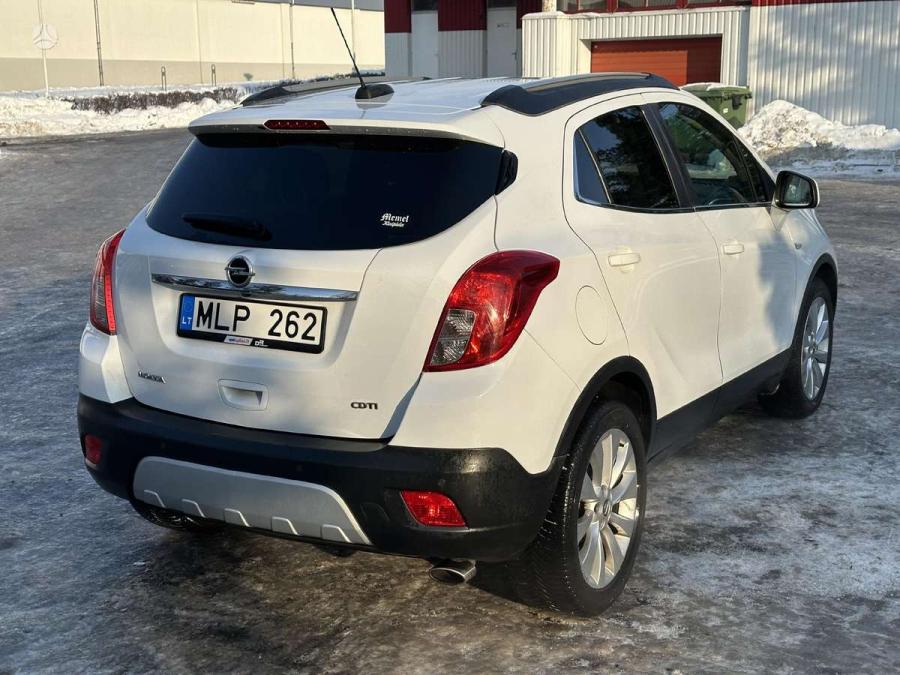 White Opel Mokka 2016 in Klaipeda, with an engine capacity of 1.60 L and mileage of 203 thousand km for 7500 €, photo 10 on AUTOMOTO.COM.LV