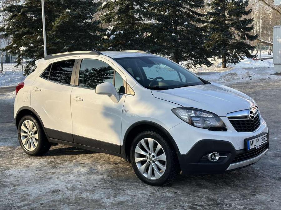 White Opel Mokka 2016 in Klaipeda, with an engine capacity of 1.60 L and mileage of 203 thousand km for 7500 €, photo 18 on AUTOMOTO.COM.LV
