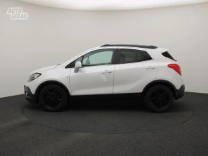 White Opel Mokka 2016 in Vilnius, with an engine capacity of 1.40 L and mileage of 88 thousand km for 10199 €, photo 7 on AUTOMOTO.COM.LV
