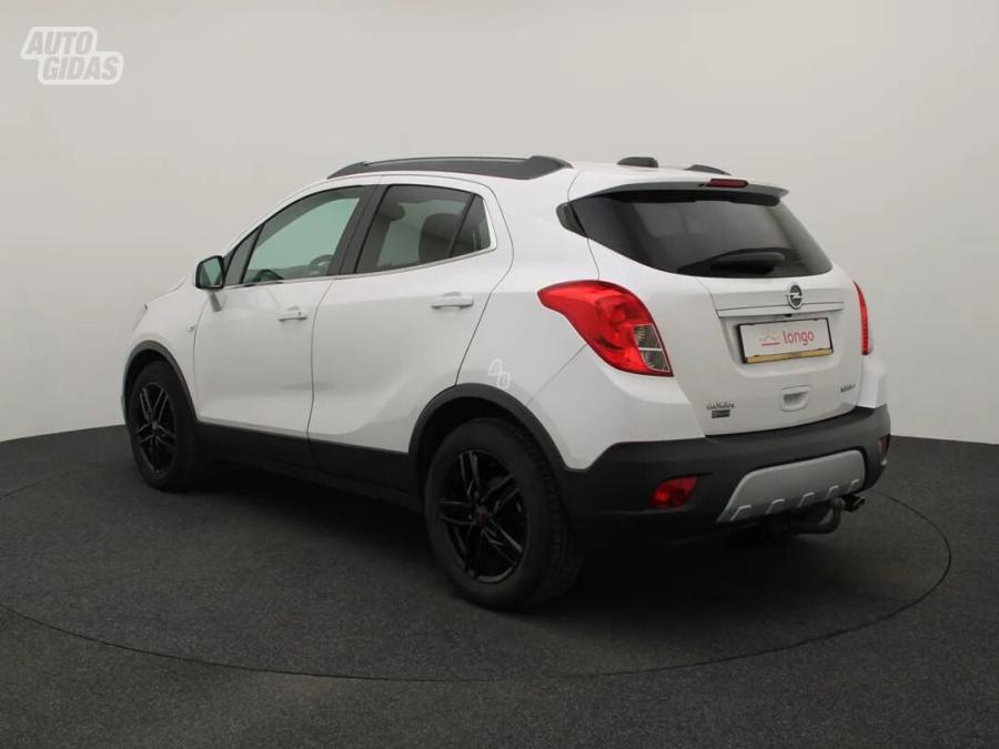 White Opel Mokka 2016 in Vilnius, with an engine capacity of 1.40 L and mileage of 88 thousand km for 10199 €, photo 8 on AUTOMOTO.COM.LV