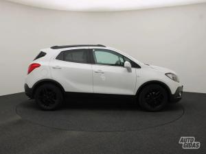 White Opel Mokka 2016 in Vilnius, with an engine capacity of 1.40 L and mileage of 88 thousand km for 10199 €, photo 10 on AUTOMOTO.COM.LV