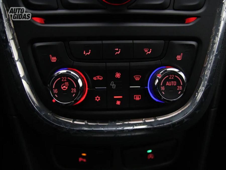 White Opel Mokka 2016 in Vilnius, with an engine capacity of 1.40 L and mileage of 88 thousand km for 10199 €, photo 21 on AUTOMOTO.COM.LV