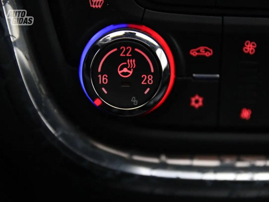 White Opel Mokka 2016 in Vilnius, with an engine capacity of 1.40 L and mileage of 88 thousand km for 10199 €, photo 32 on AUTOMOTO.COM.LV