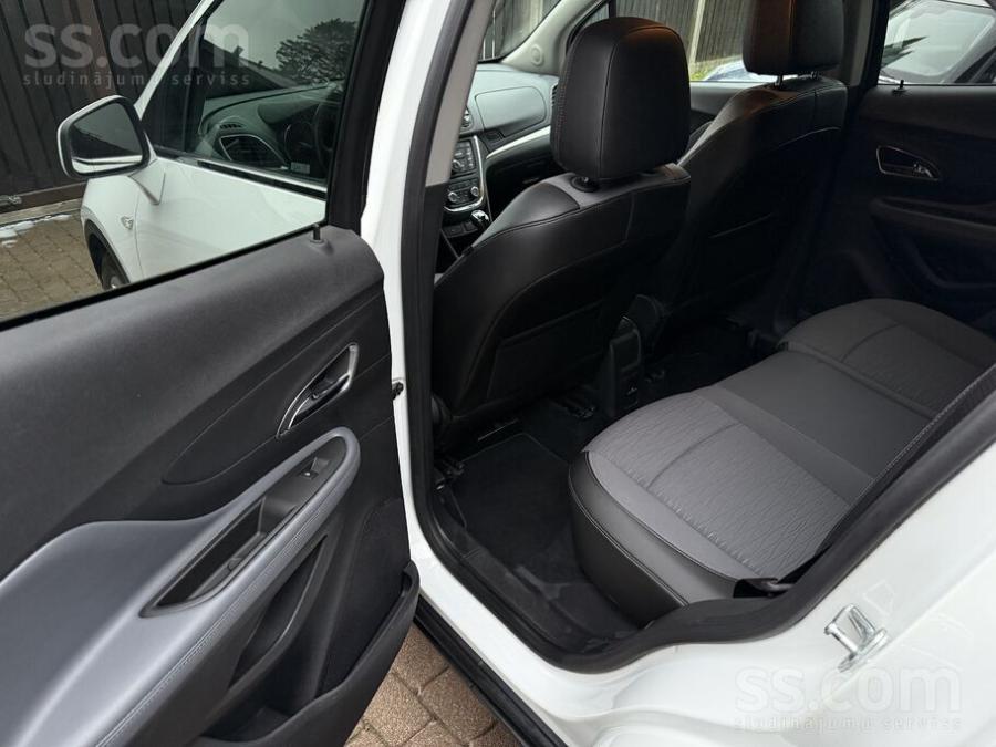 Balts Opel Mokka 2016 Ogre, ar dzinēja tilpumu 1.40 L un nobraukumu 179 tūkst. km par 8250 €, foto 26 vietnē AUTOMOTO.COM.LV