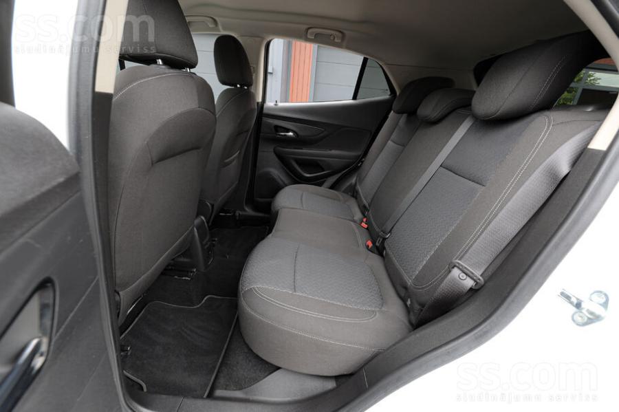 Balts Opel Mokka 2016 Jelgava, ar dzinēja tilpumu 1.40 L un nobraukumu 0 tūkst. km par 8990 €, foto 11 vietnē AUTOMOTO.COM.LV