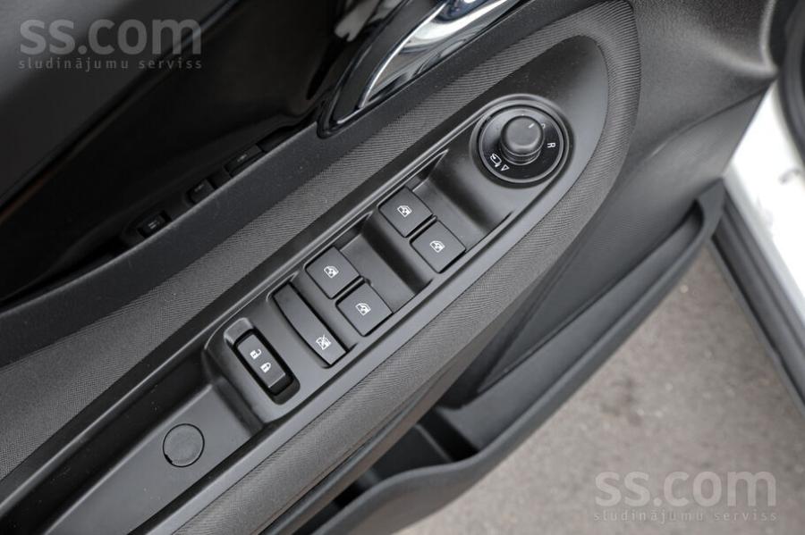 Balts Opel Mokka 2016 Jelgava, ar dzinēja tilpumu 1.40 L un nobraukumu 0 tūkst. km par 8990 €, foto 26 vietnē AUTOMOTO.COM.LV