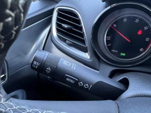 Balts Opel Mokka 2016 Rīga, ar dzinēja tilpumu 1.60 L un nobraukumu 228 tūkst. km par 8550 €, foto 6 vietnē AUTOMOTO.COM.LV