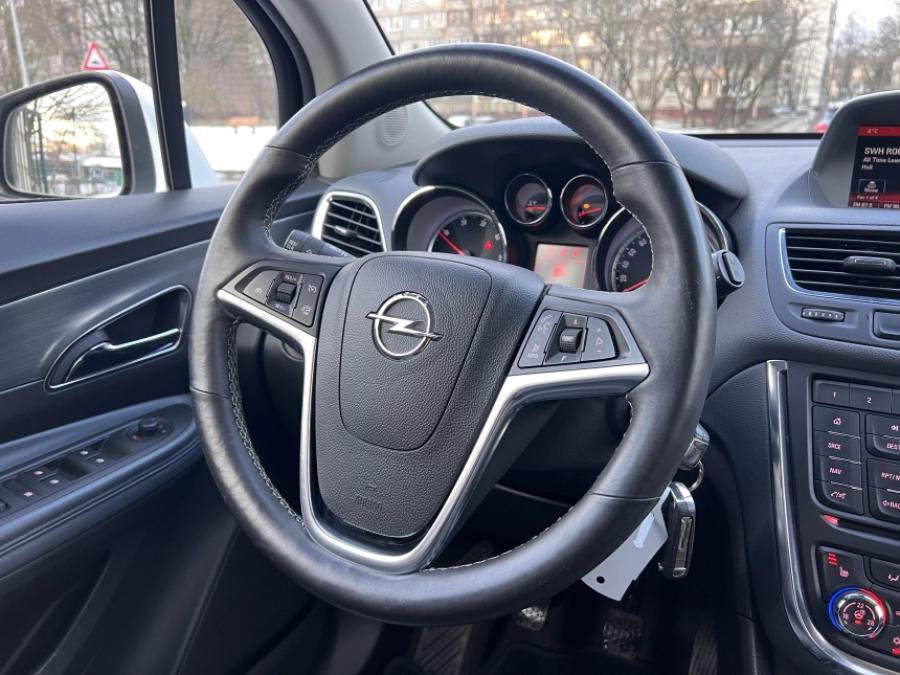 Balts Opel Mokka 2016 Rīga, ar dzinēja tilpumu 1.60 L un nobraukumu 228 tūkst. km par 8550 €, foto 30 vietnē AUTOMOTO.COM.LV