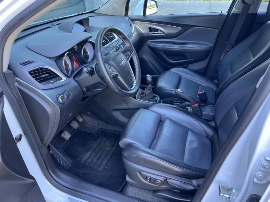 Balts Opel Mokka 2016 Rīga, ar dzinēja tilpumu 1.60 L un nobraukumu 228 tūkst. km par 8550 €, foto 42 vietnē AUTOMOTO.COM.LV